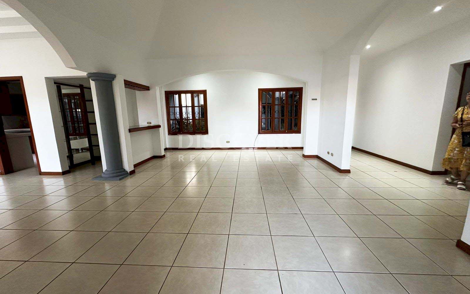 Hermosa Casa en Renta en Residencial Altos de Las Cumbres ID 11785 ...